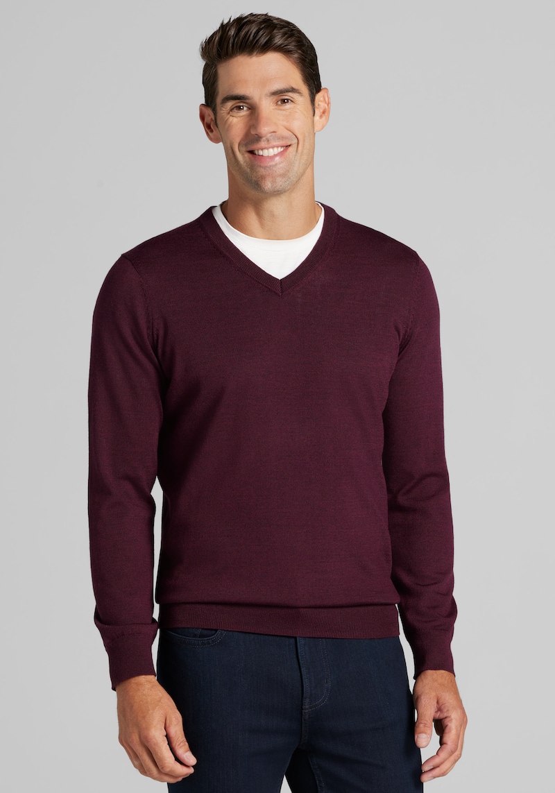 Click here for Mens Traveler Performance Tailored Fit Merino V-Ne... prices