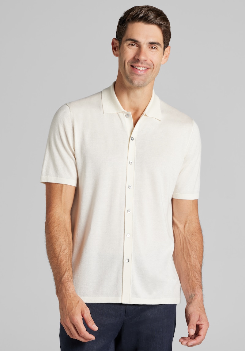 Click here for Mens Reserve Collection Tailored Fit Cardigan Fron... prices