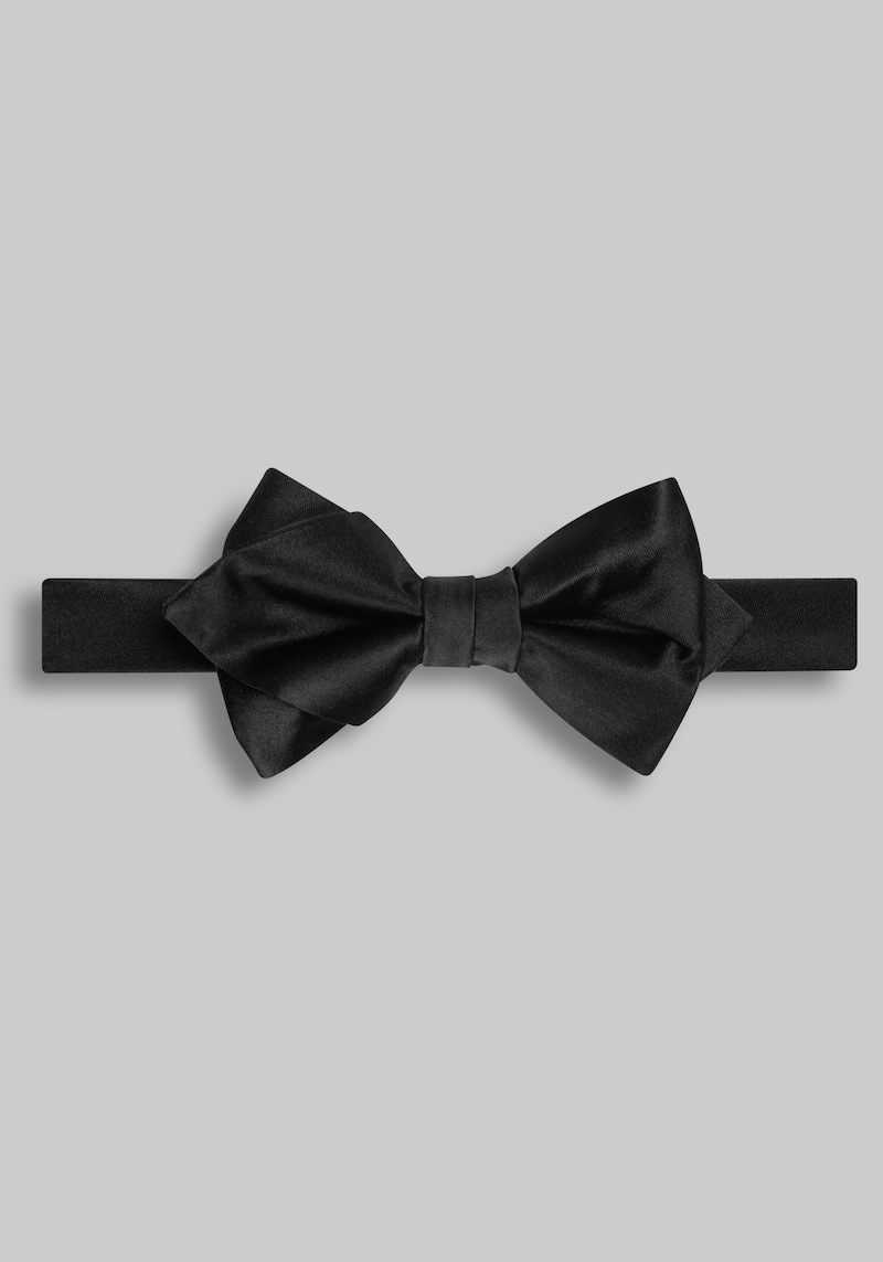 Click here for Mens Jos. A. Bank Diamond Point Pre-Tied Formal Bo... prices